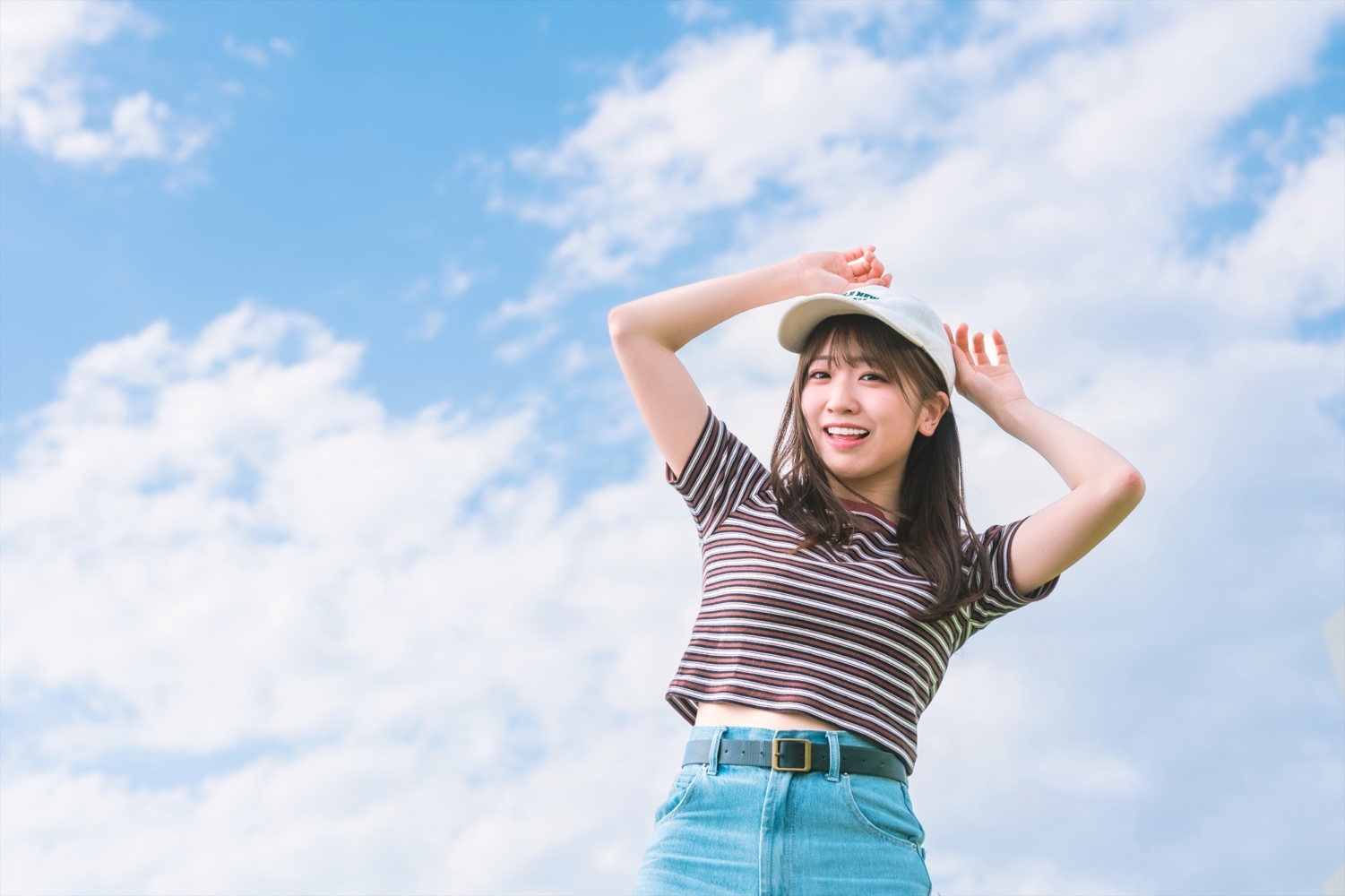 ポートレートグラビア 「ЯiM:MiR（リムミル）」小柴あいり – 221B JOURNAL